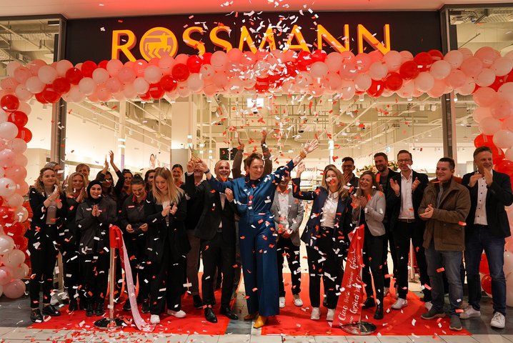 Unternehmensgeschichte | Dirk Rossmann GmbH